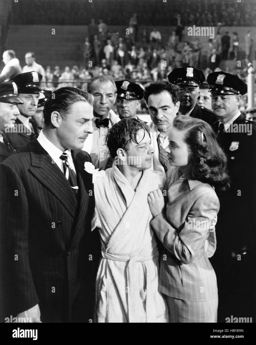 KILLER MCCOY, from left: Brian Donlevy, Mickey Rooney, Sam Levene (rear ...