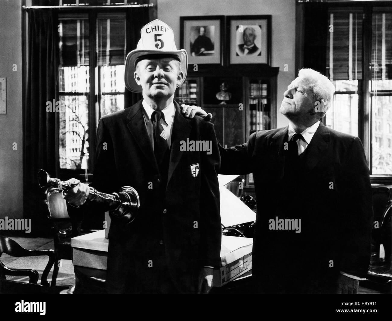 THE LAST HURRAH, Spencer Tracy (right), 1958 Stock Photo - Alamy