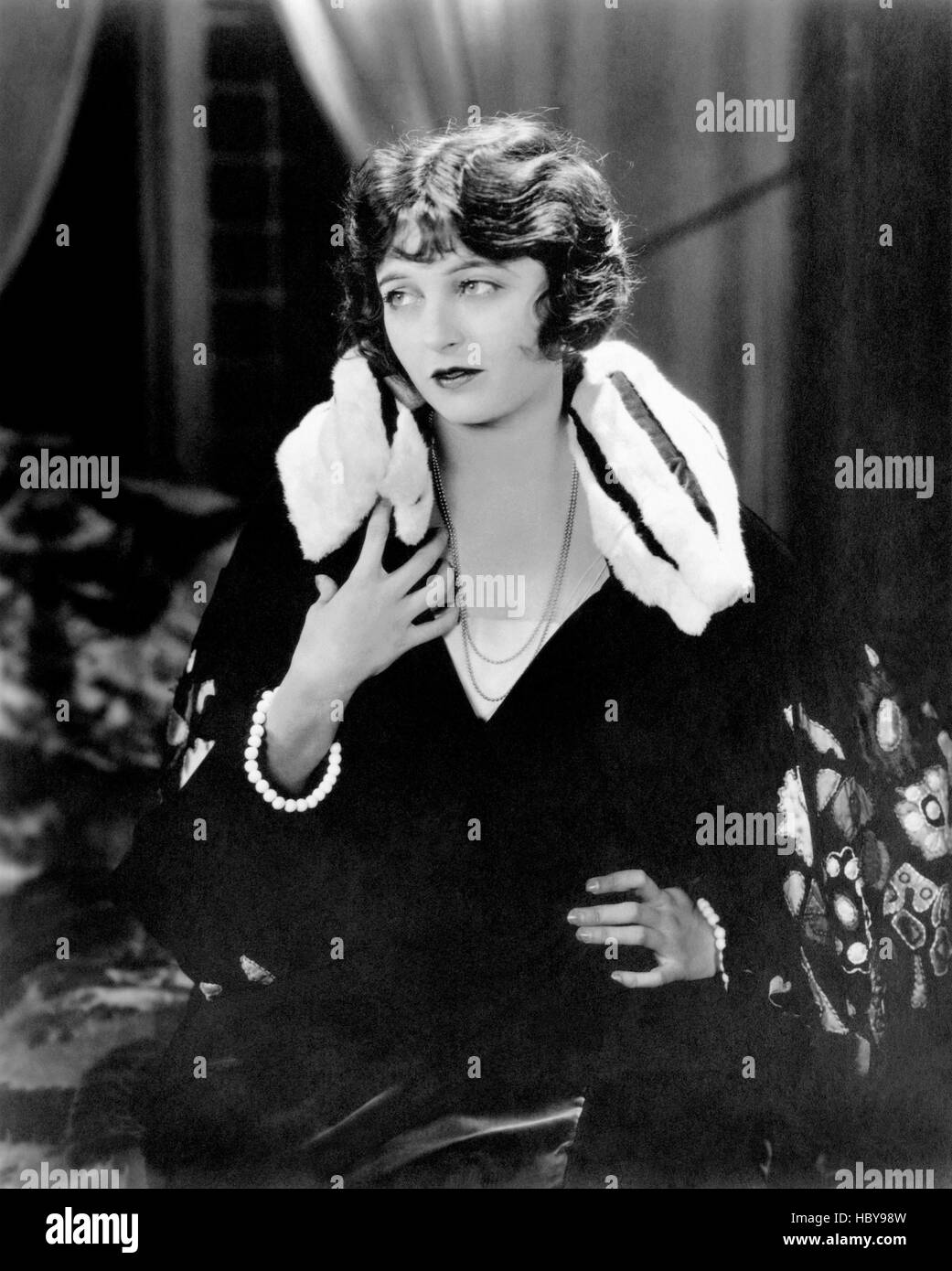 THE LADY IN ERMINE, Corinne Griffith, 1927 Stock Photo - Alamy