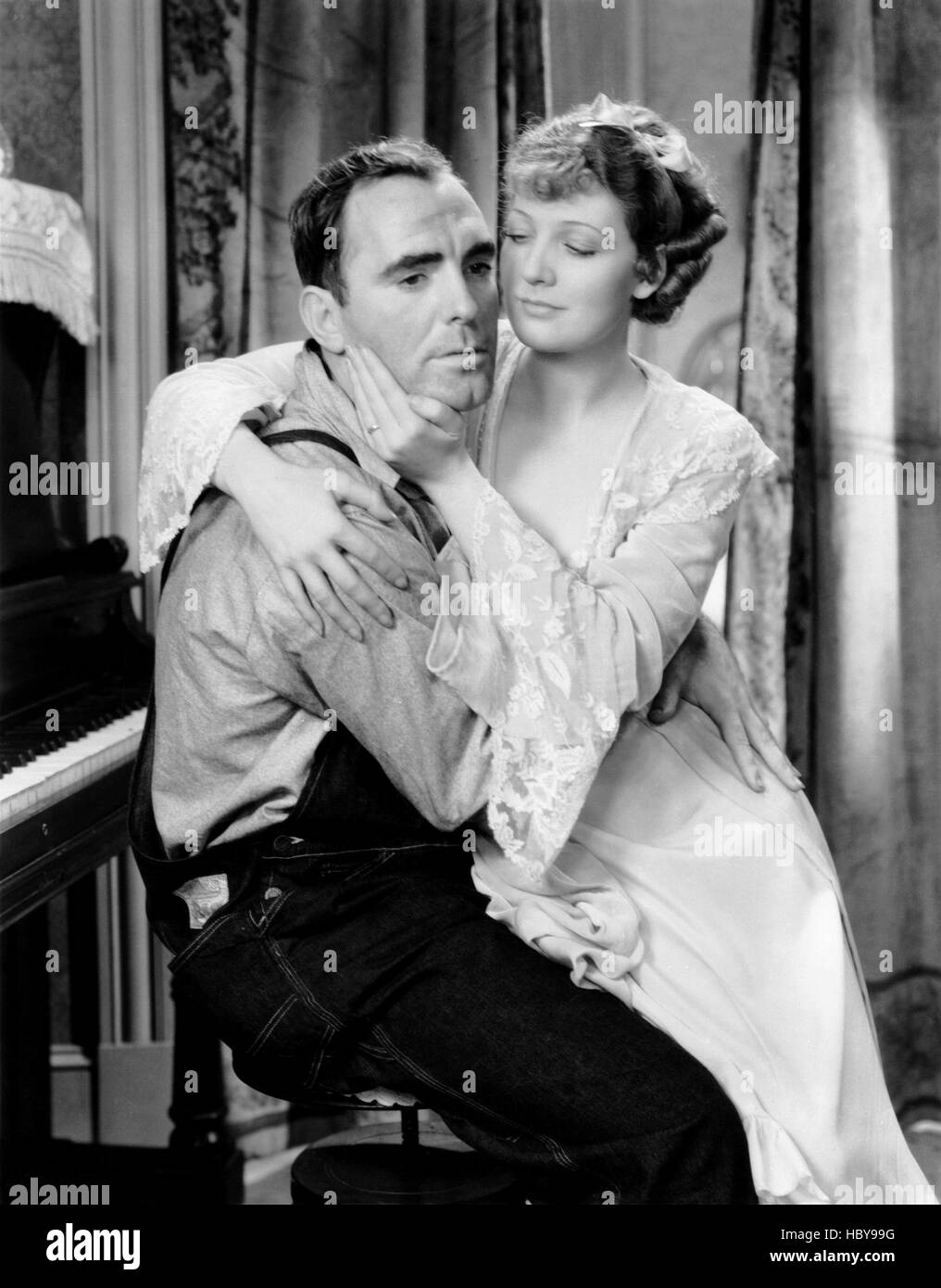 LAUGHTER IN HELL, from left, Pat O'Brien, Gloria Stuart, 1933 Stock ...