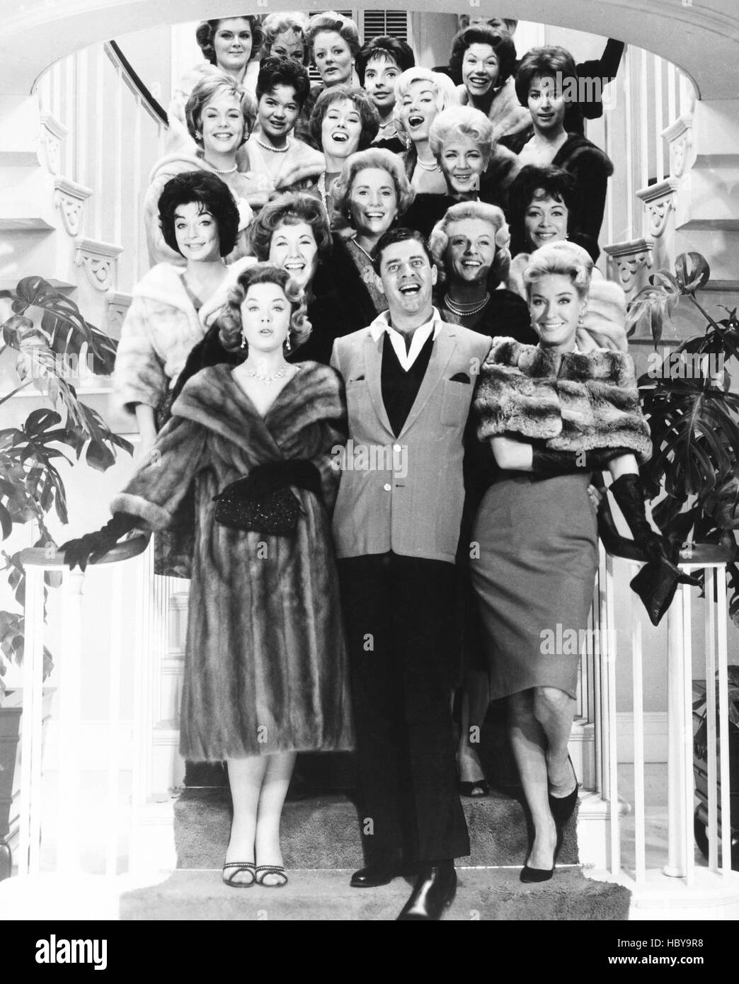 THE LADIES MAN, Jerry Lewis, surrounded by Gloria Jean, Madlyn Rhue ...