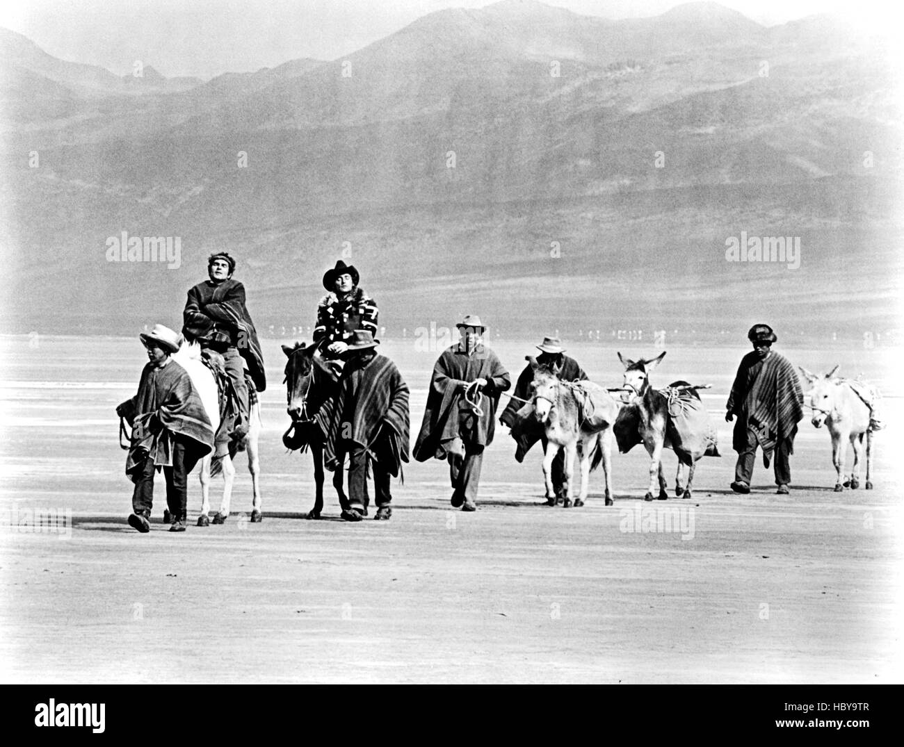 THE LAST MOVIE, Don Gordon (2nd from left), Dennis Hopper (3rd from ...