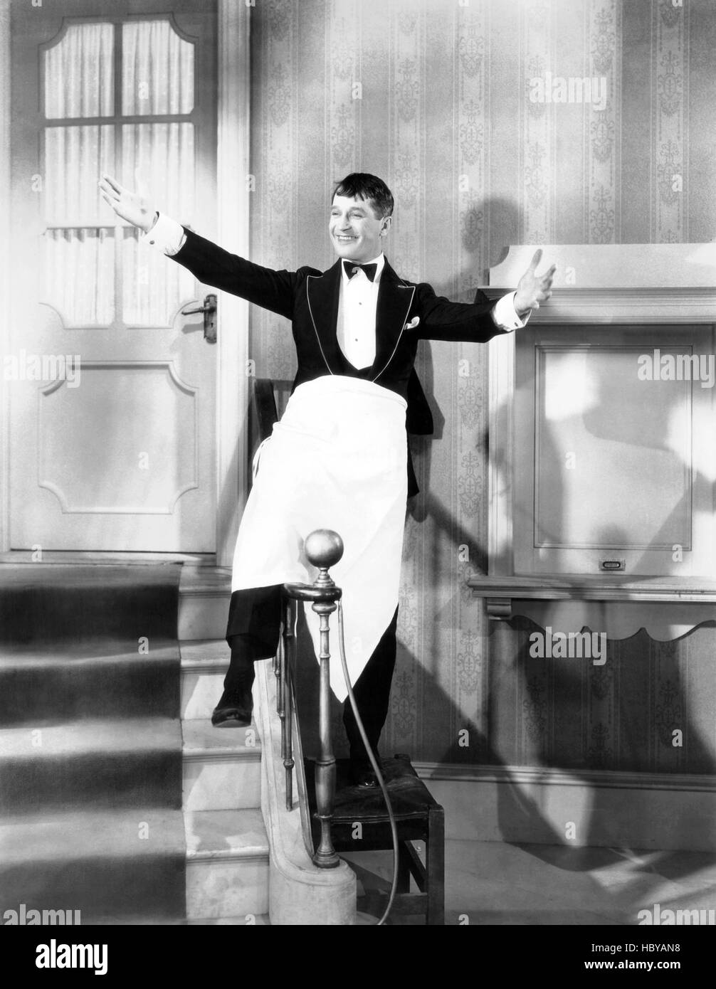 LE PETIT CAFE, (French language version of PLAYBOY OF PARIS), Maurice chevalier, 1931 Stock ...