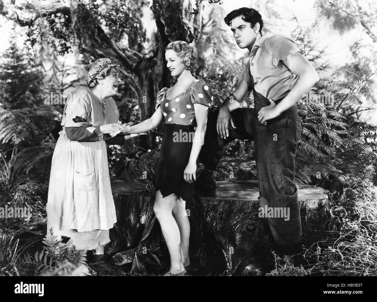 LI'L ABNER, from left: Maude Eburne, Martha O'Driscoll, Jeff York, 1940 ...