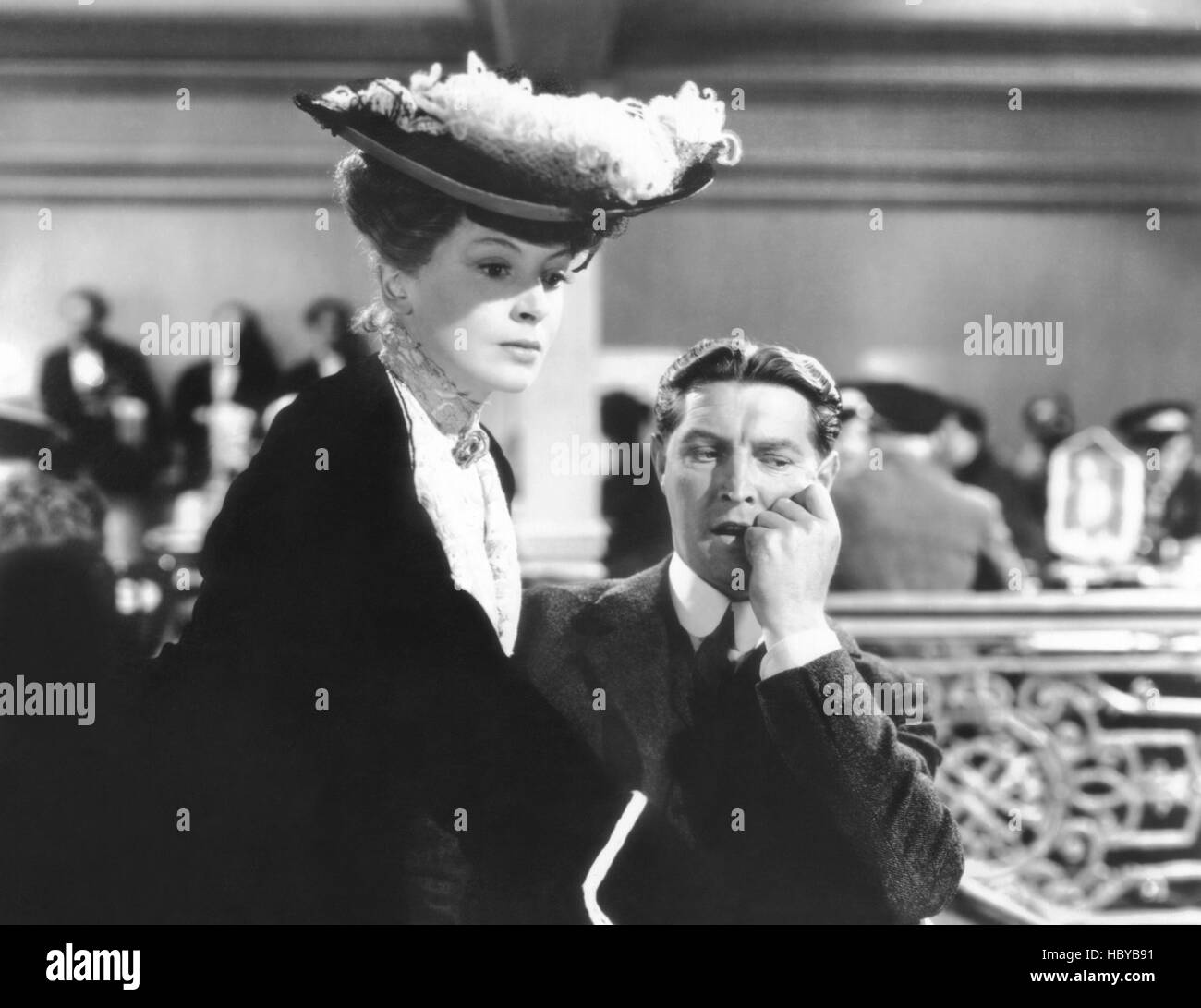 THE LIFE AND DEATH OF COLONEL BLIMP, from left: Deborah Kerr, Roger ...