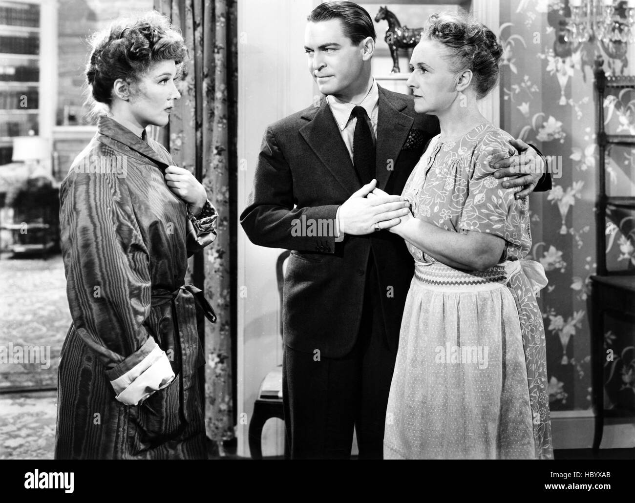 I LIVE ON DANGER, from left, Jean Parker, Chester Morris, Elisabeth ...