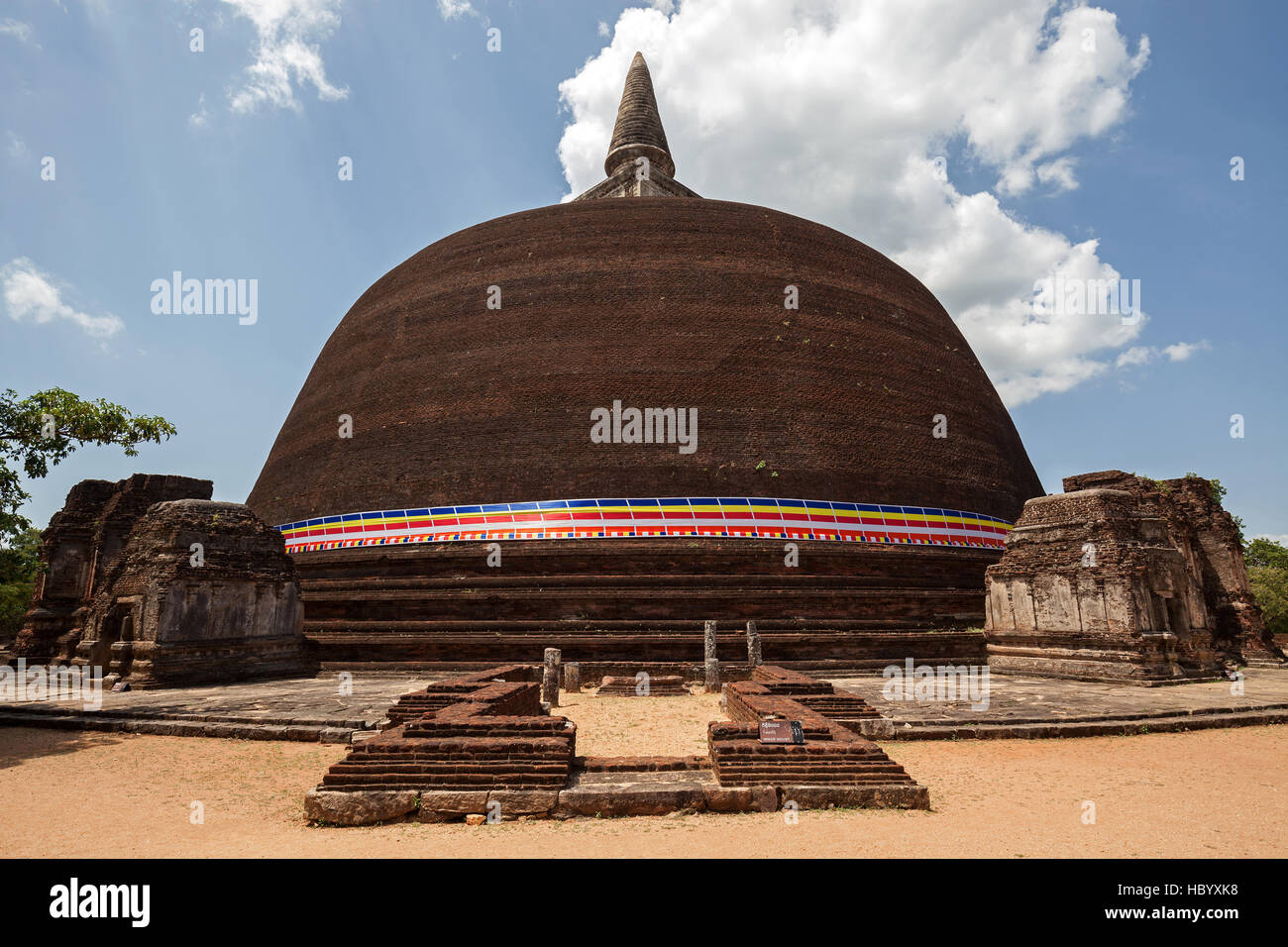 Stupa, dagoba, Rankot Vihara, Sacred City, Polonnaruwa, North Central ...
