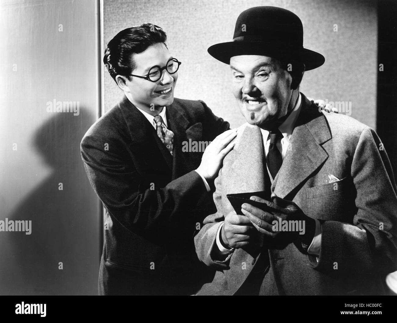 THE JADE MASK, Edwin Luke, Sidney Toler, 1945 Stock Photo - Alamy