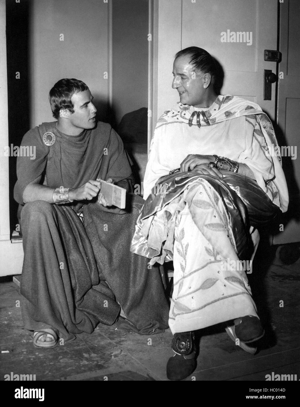 JULIUS CAESAR, Louis Calhern, Marlon Brando, 1953 Stock Photo - Alamy