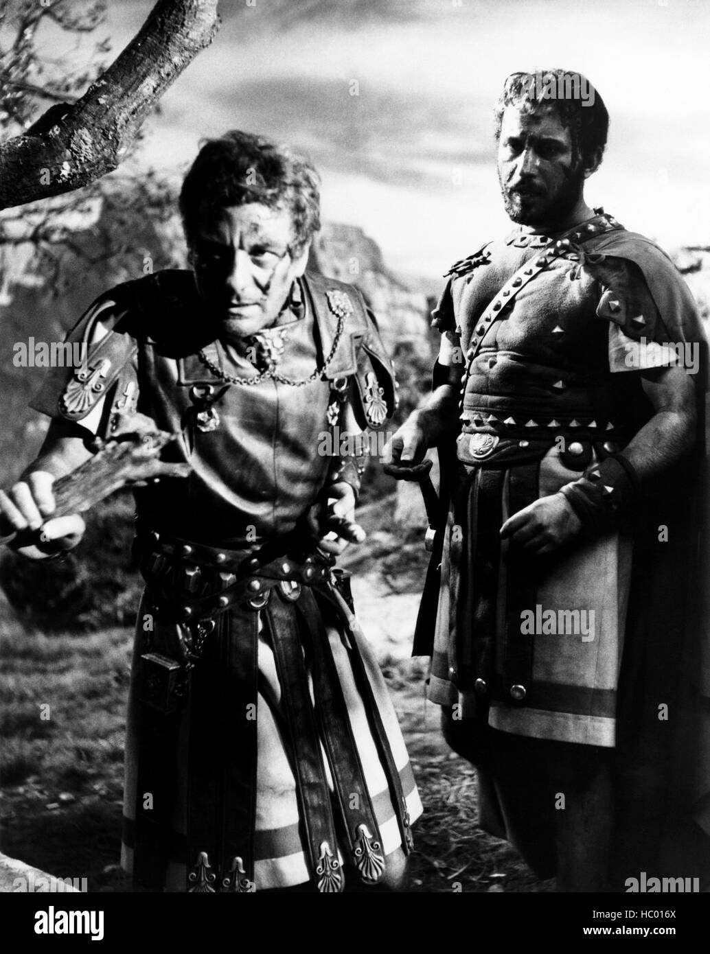 JULIUS CAESAR, from left: John Gielgud, Michael Ansara, 1953 Stock ...