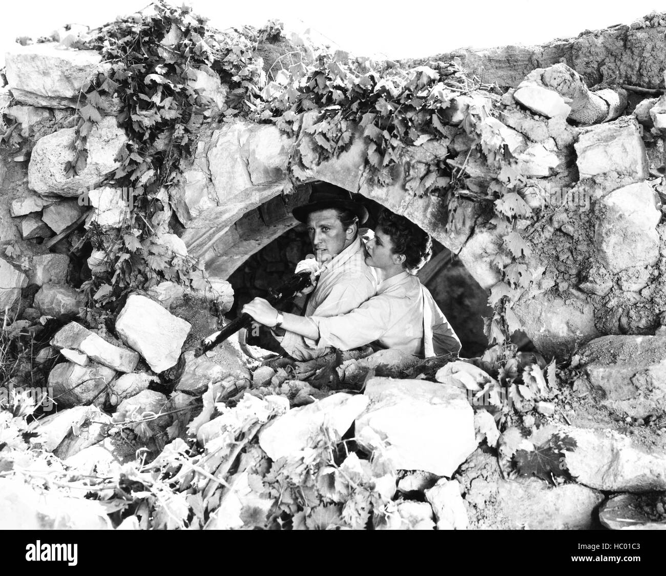 THE JUGGLER, from left, Kirk Douglas, Milly Vitale, 1953 Stock Photo ...