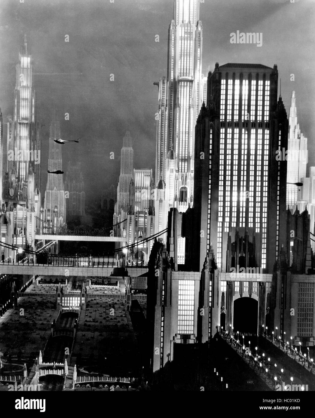 JUST IMAGINE, 1930, ©20th Century Fox, TM & Copyright/Courtesy: Everett ...