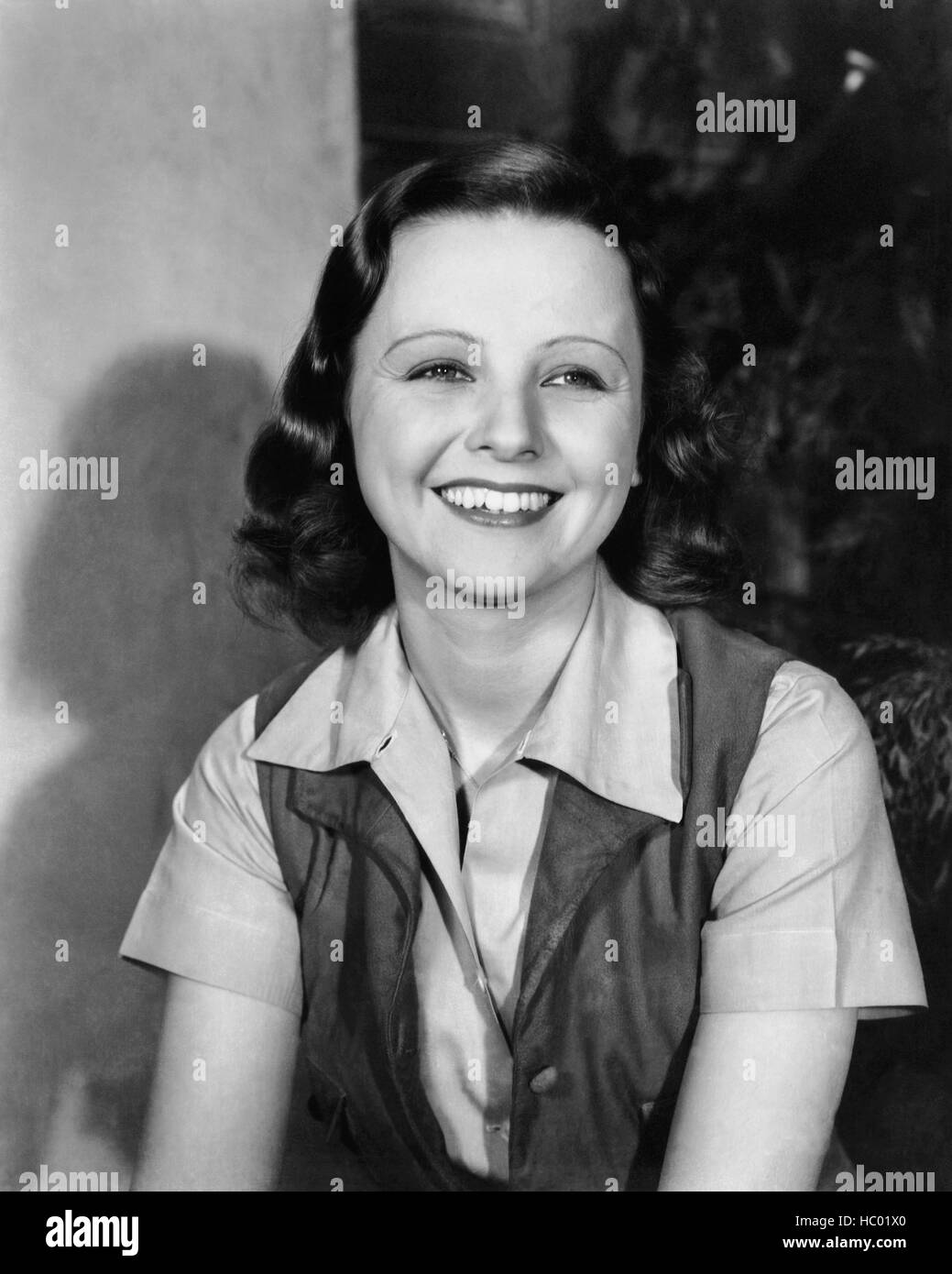 JUNGLE MENACE, Charlotte Henry, 1937 Stock Photo - Alamy