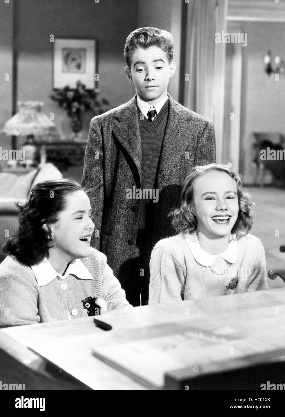JUNIOR MISS, from left, Barbara Whiting, Scotty Beckett, Peggy Ann ...