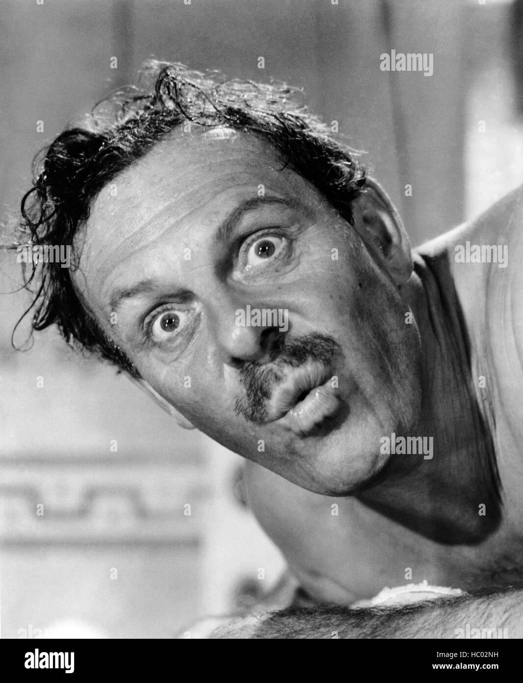 KILL OR CURE, Terry-Thomas, 1962 Stock Photo - Alamy