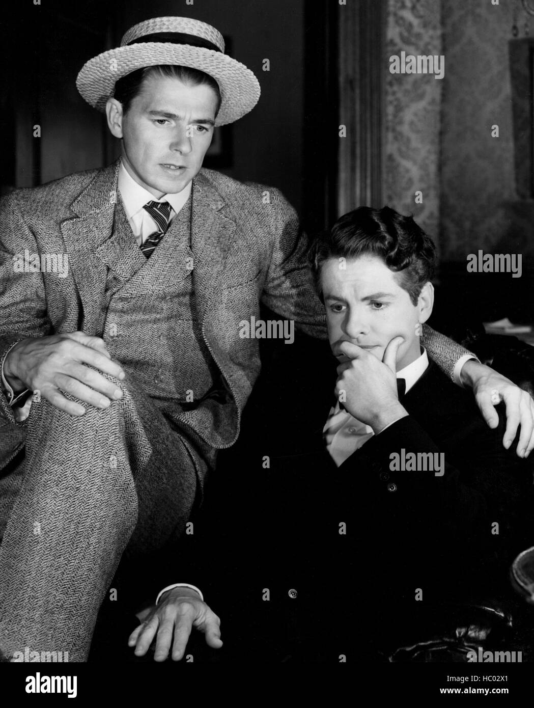 KINGS ROW, Ronald Reagan, Robert Cummings, 1942 Stock Photo - Alamy