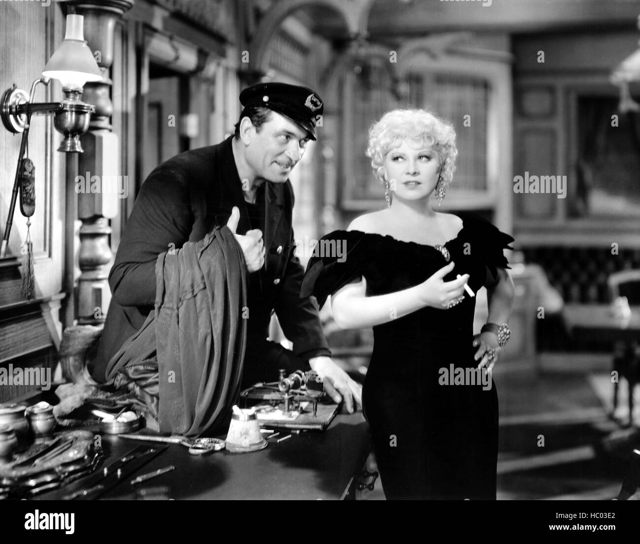 KLONDIKE ANNIE, Victor McLaglen, Mae West, 1936 Stock Photo - Alamy