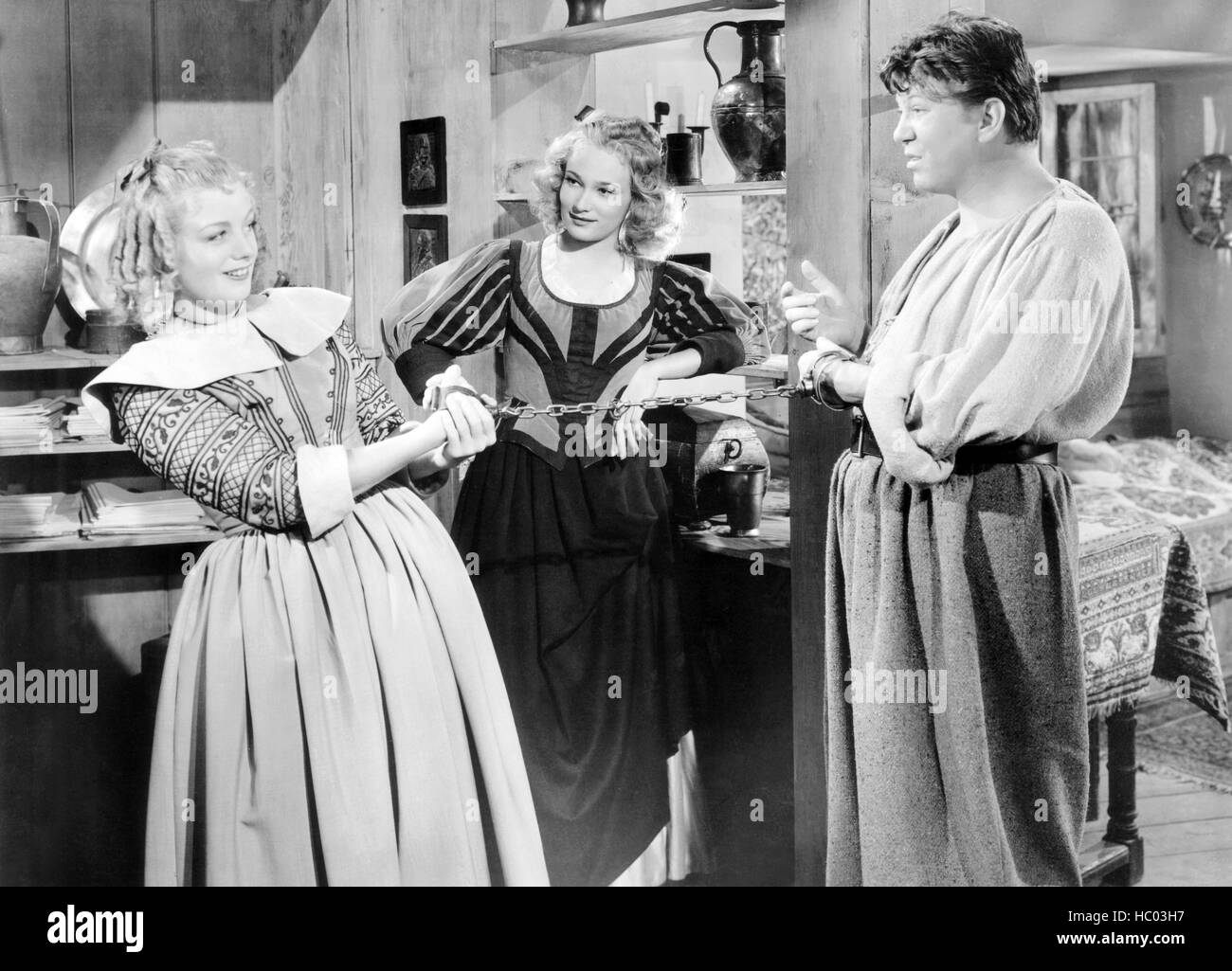 KNICKERBOCKER HOLIDAY, from left: Shelley Winters, Constance Dowling ...