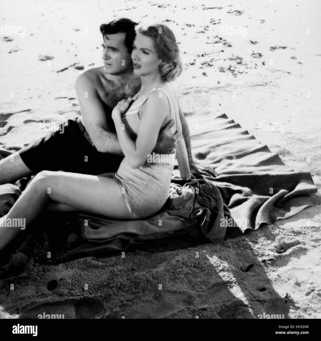 KRONOS, (aka KRONOS, DESTROYER OF THE UNIVERSE), Jeff Morrow, Barbara Lawrence, 1957 Stock Photo ...