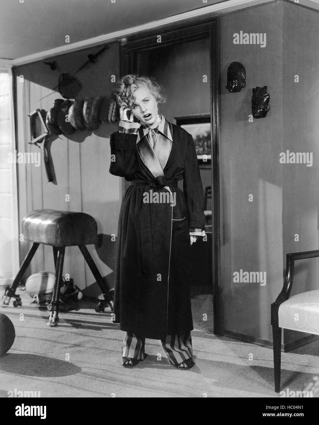 LADY ON A TRAIN, Deanna Durbin, 1945 Stock Photo - Alamy