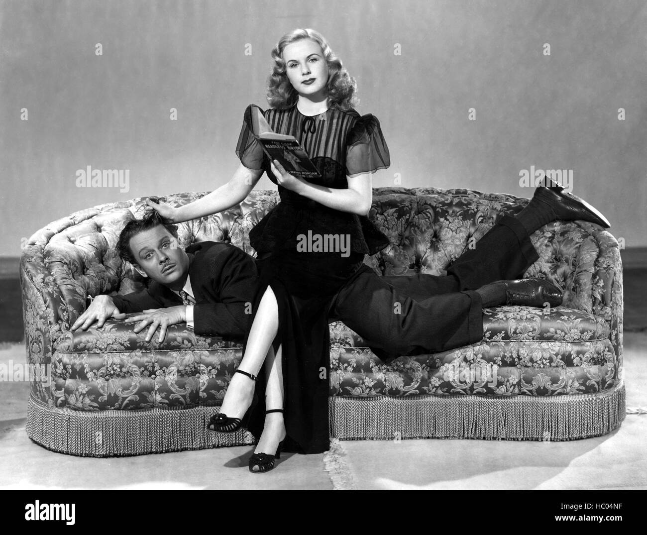 LADY ON A TRAIN, David Bruce, Deanna Durbin, 1945 Stock Photo - Alamy