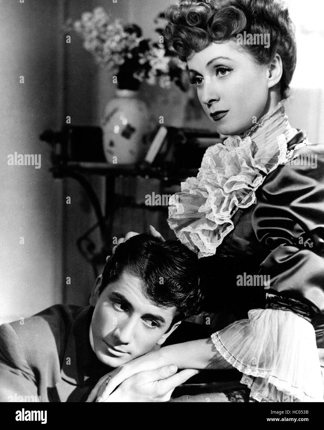 LA RONDE, Daniel Gelin, Danielle Darrieux, 1950 Stock Photo - Alamy