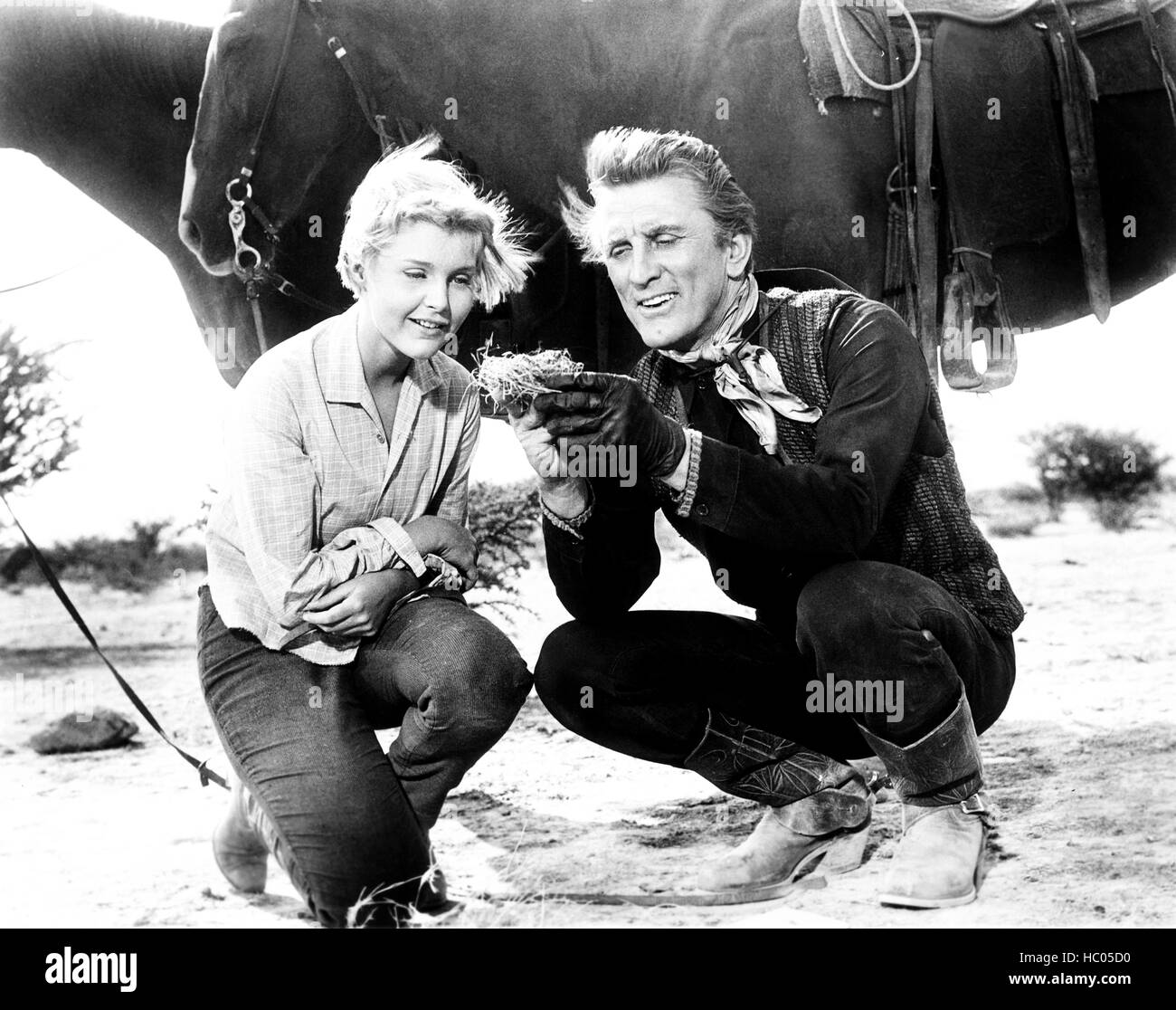 THE LAST SUNSET, from left, Carol Lynley, Kirk Douglas, 1961 Stock Photo - Alamy