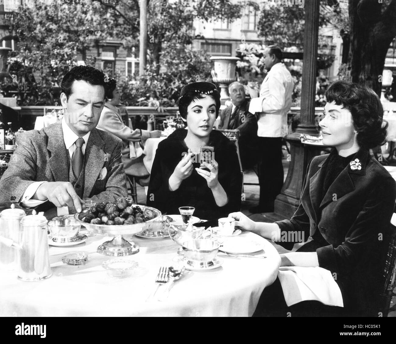 THE LAST TIME I SAW PARIS, from left: George Dolenz, Elizabeth Taylor ...