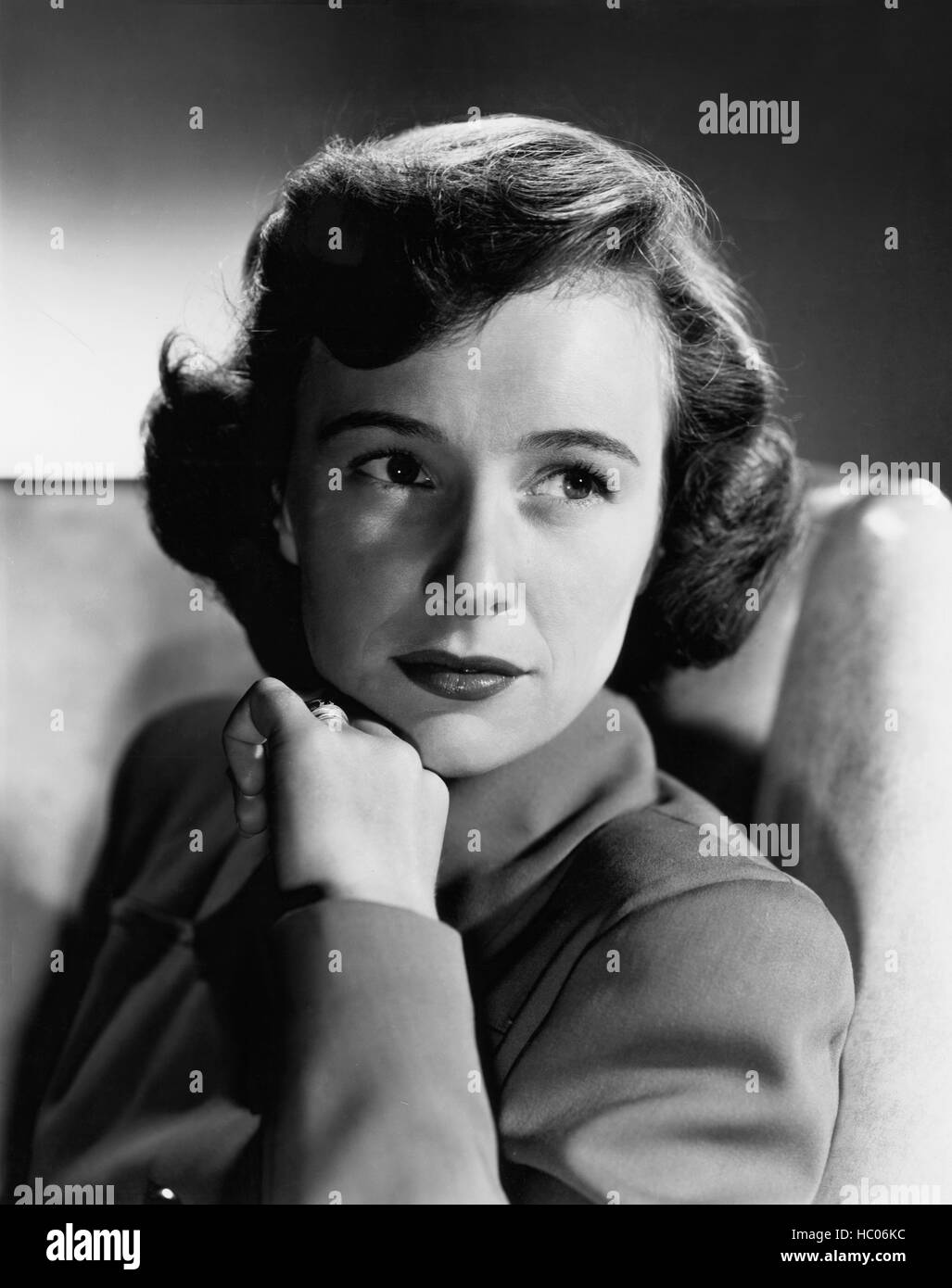 LIVING IN A BIG WAY, Phyllis Thaxter, 1947 Stock Photo - Alamy