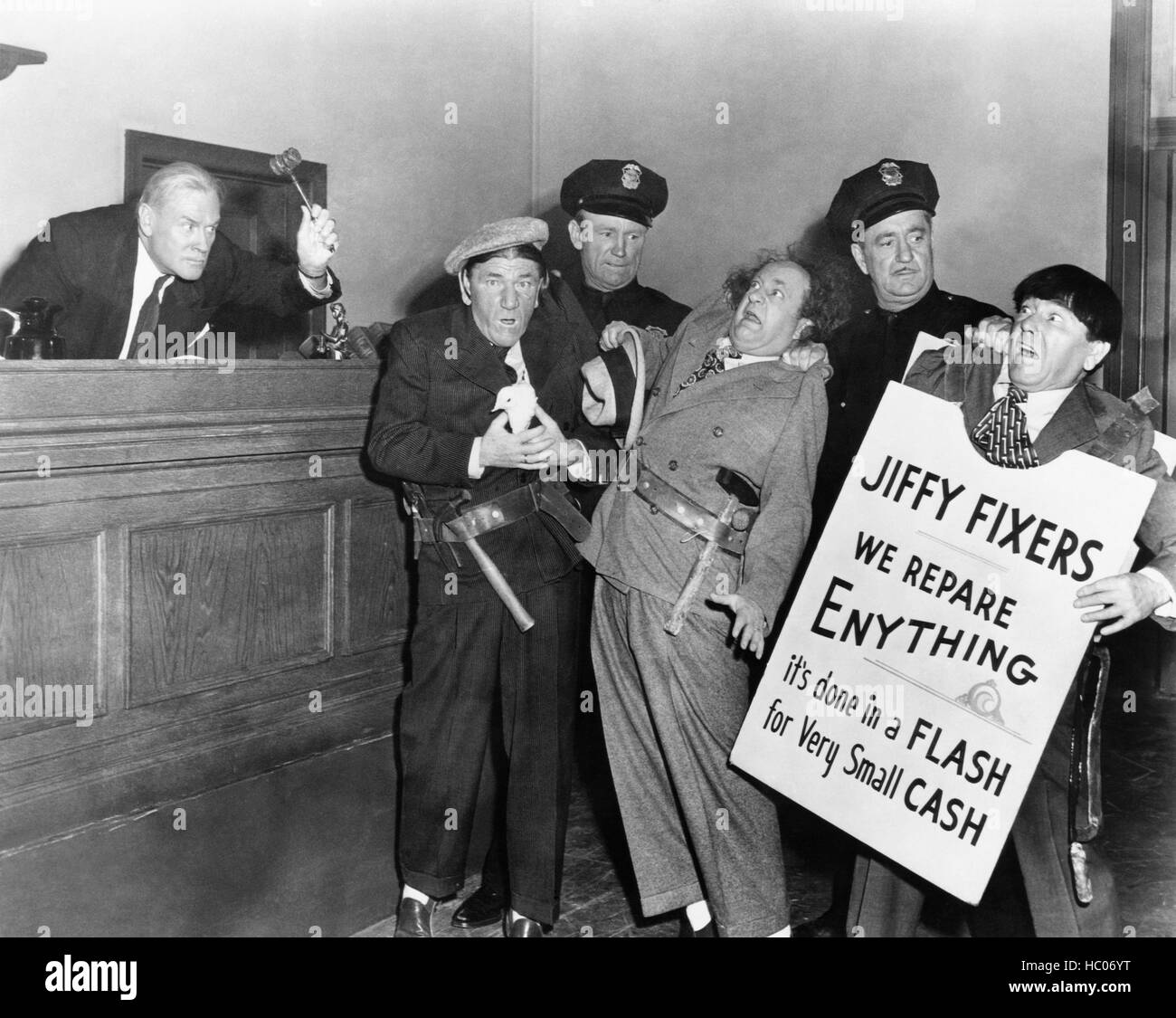 LISTEN, JUDGE, from left: Vernon Dent, shemp Howard, Gil Perkins, Larry ...