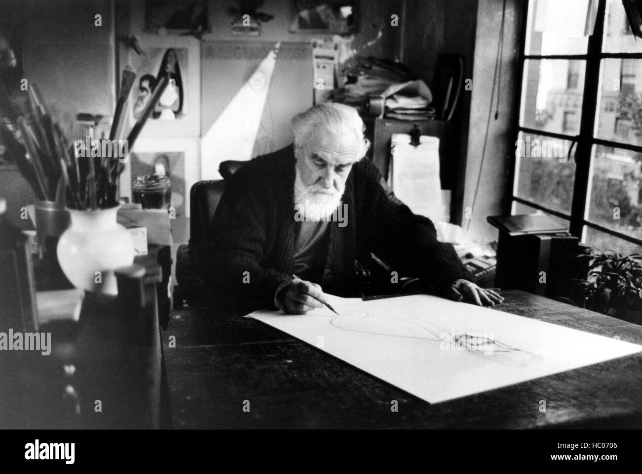 THE LINE KING: THE AL HIRSCHFELD STORY, Al Hirschfield, 1996. (c ...