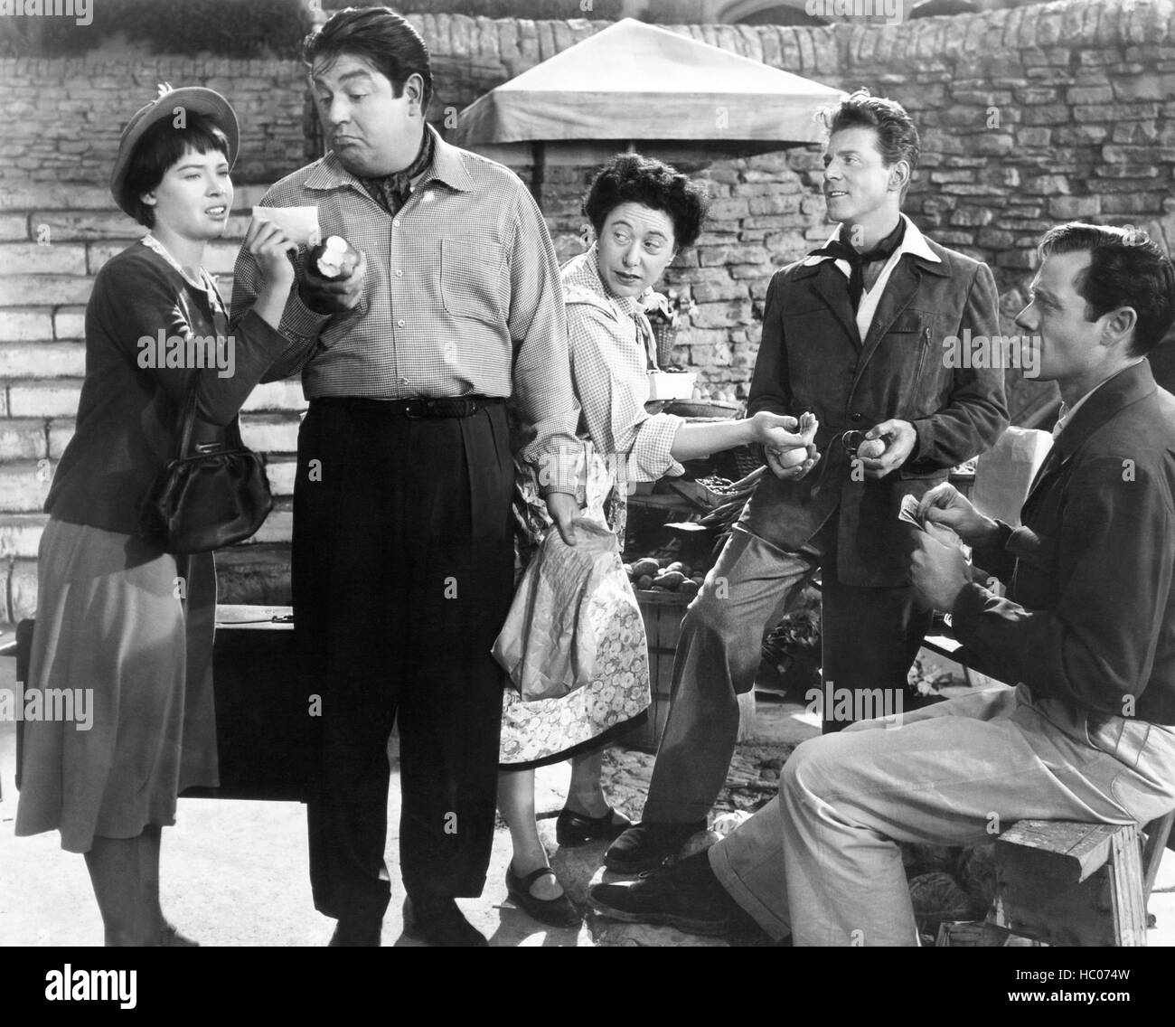 LILI, from left: Leslie Caron, Kurt Kasznar, Eda Reiss Merin, Jean ...