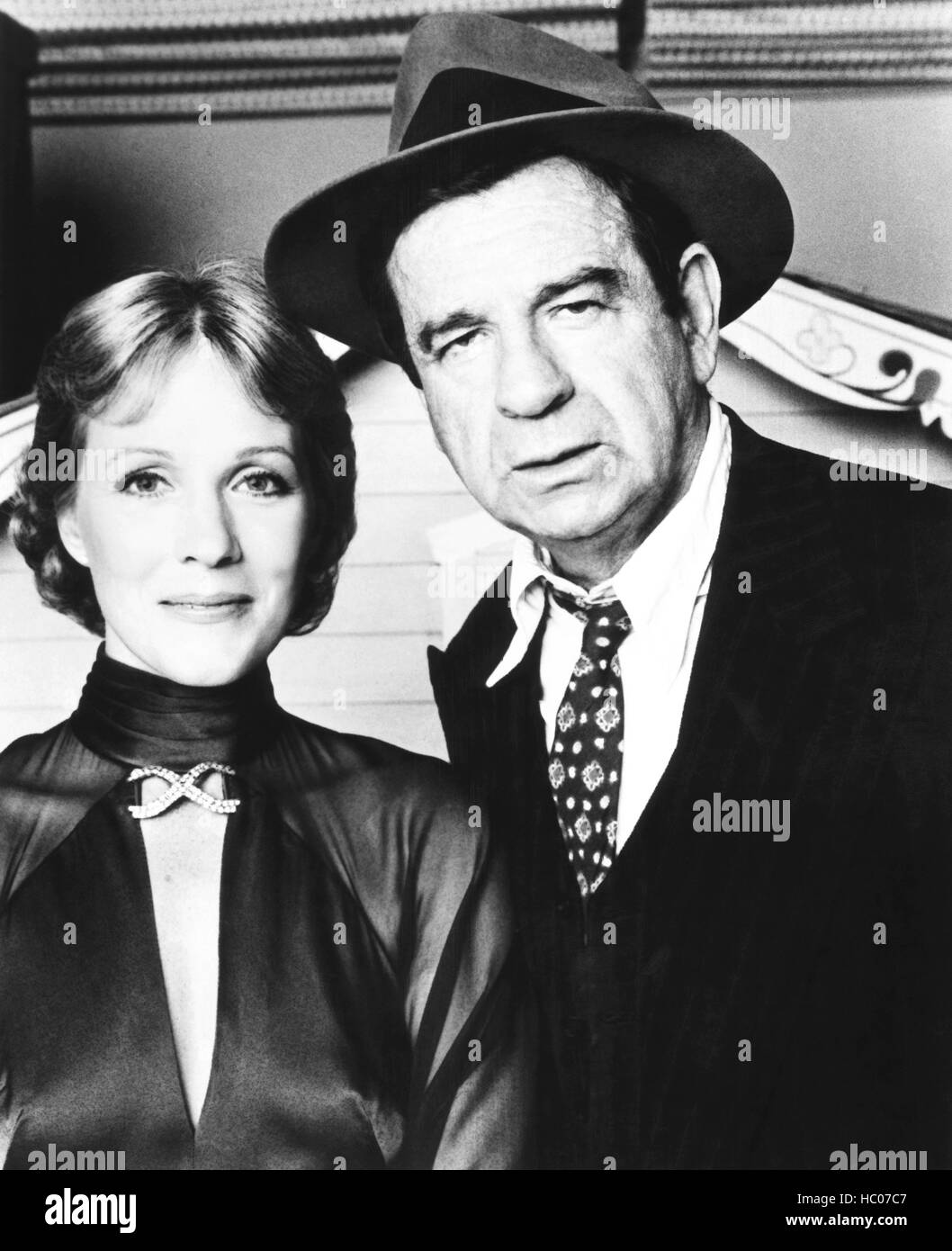 LITTLE MISS MARKER, from left: Julie Andrews, Walter Matthau, 1980 ...