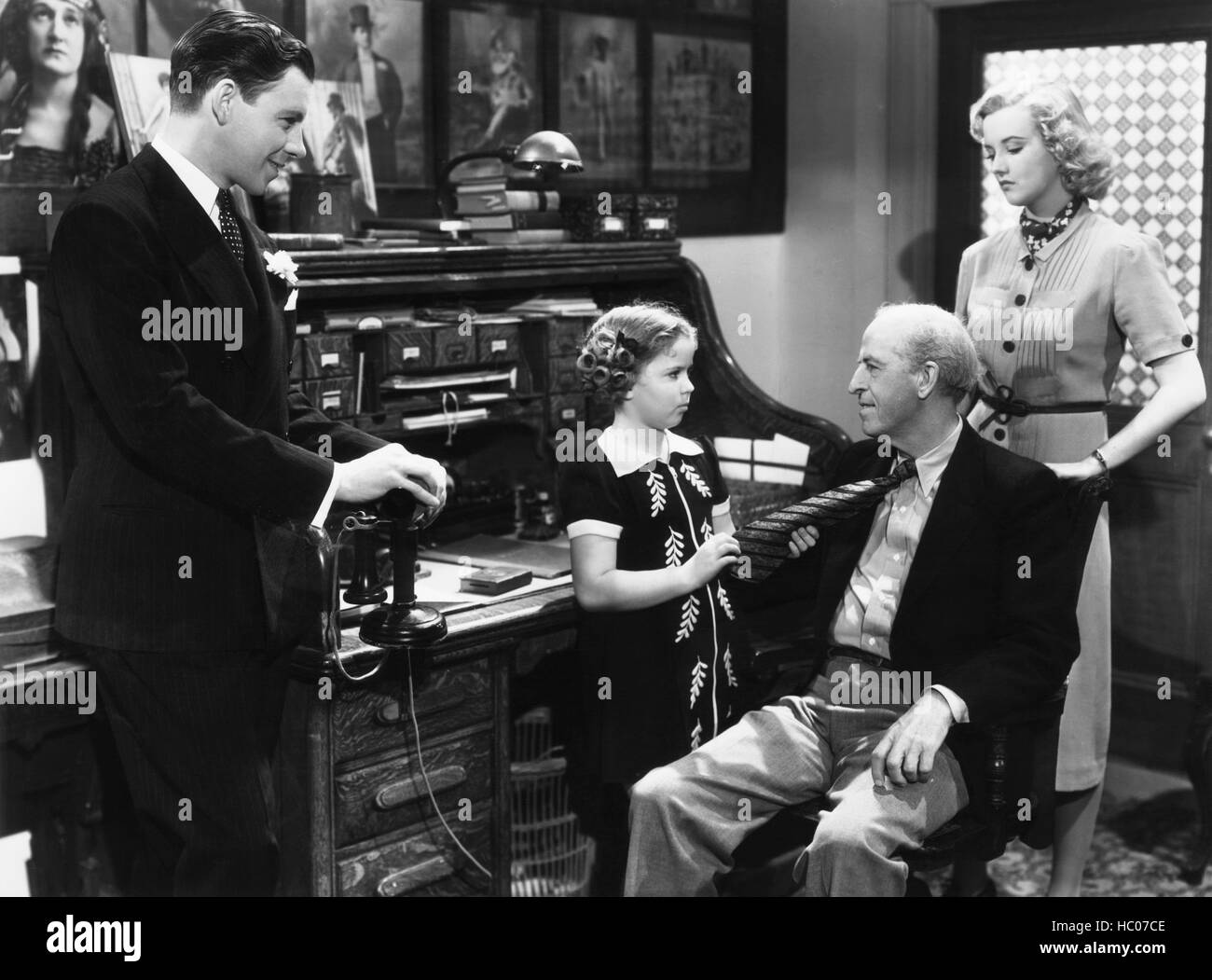 LITTLE MISS BROADWAY, from left, George Murphy, Shirley Temple, Edward ...