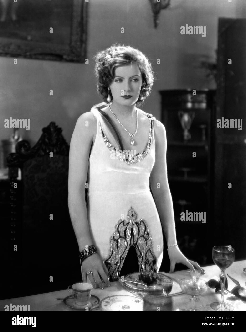 LOVE, Greta Garbo, 1927 Stock Photo - Alamy
