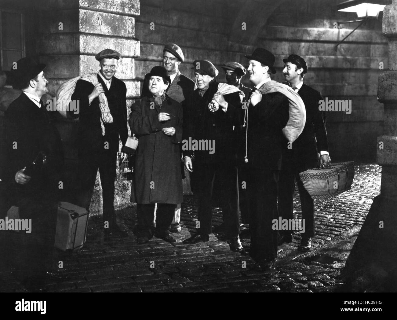 THE LONG VOYAGE HOME, Barry Fitzgerald, Jack Pennick, J.M. Kerrigan ...