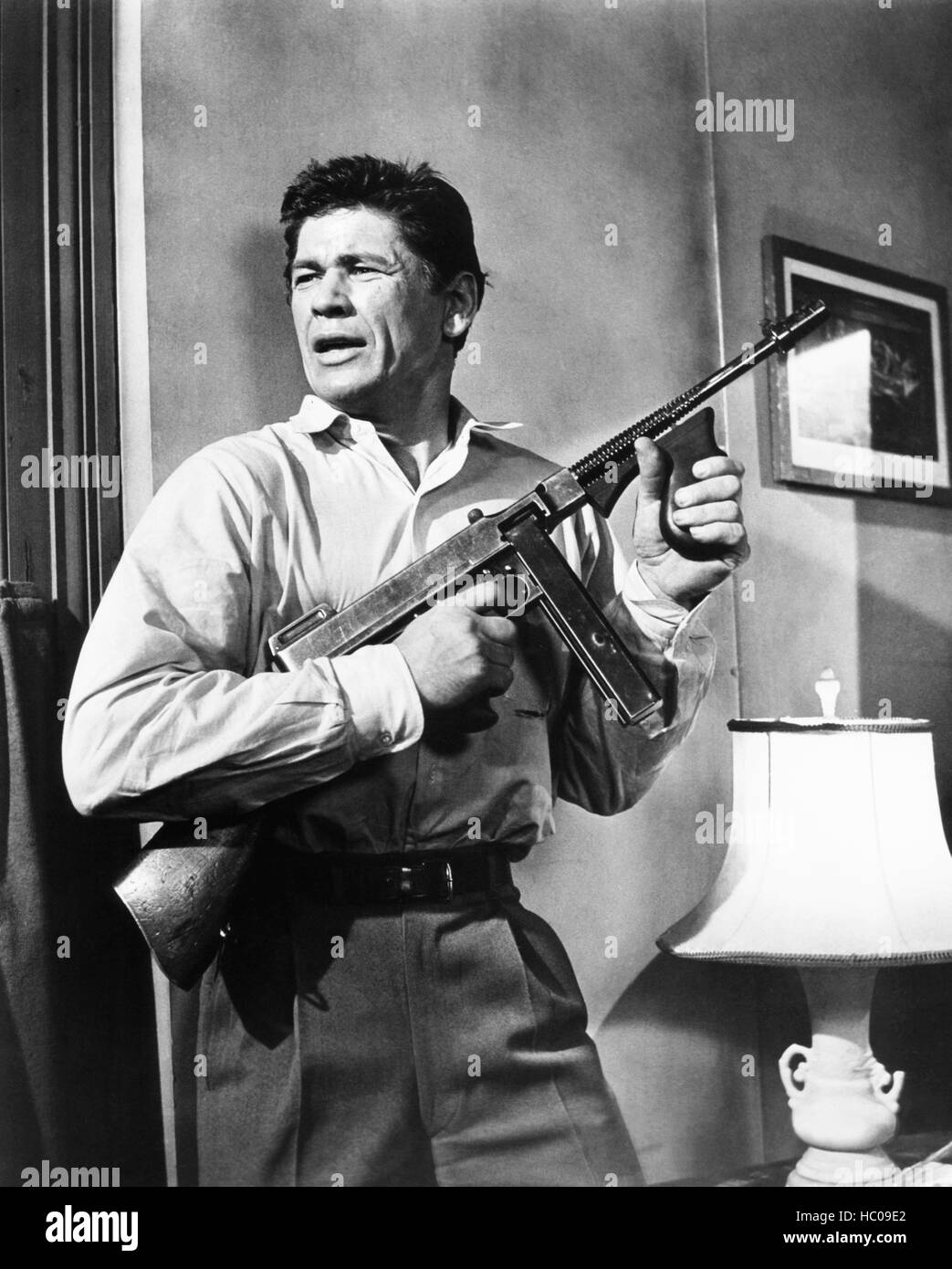 MACHINE-GUN KELLY, Charles Bronson, 1958 Stock Photo - Alamy