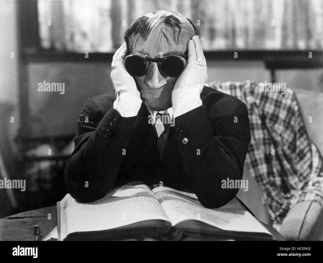 THE INVISIBLE MAN, Claude Rains, 1933 Stock Photo - Alamy