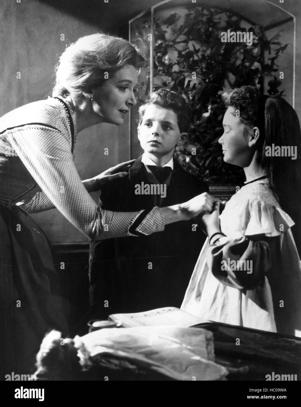 THE INNOCENTS, Deborah Kerr, Martin Stephens, Pamela Franklin, 1961. TM ...