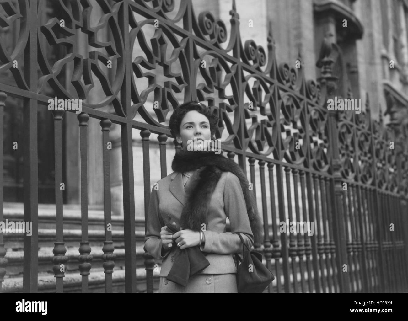 INDISCRETION OF AN AMERICAN WIFE, (aka STAZIONE TERMINI), Jennifer ...