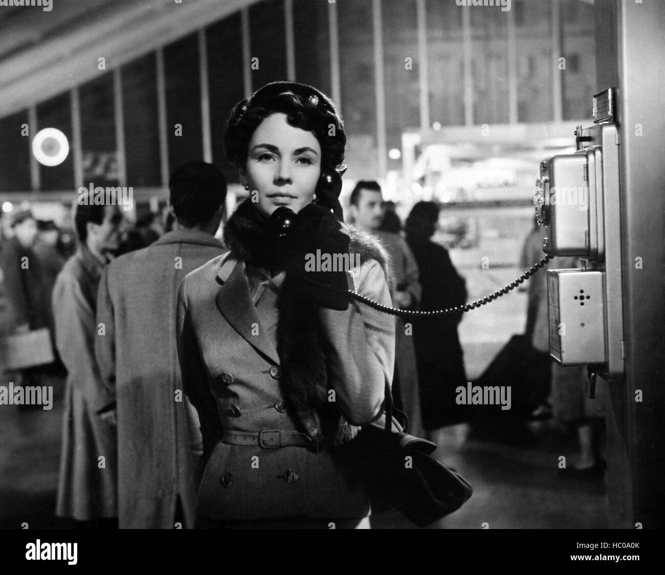 INDISCRETION OF AN AMERICAN WIFE, (aka STAZIONE TERMINI), Jennifer ...