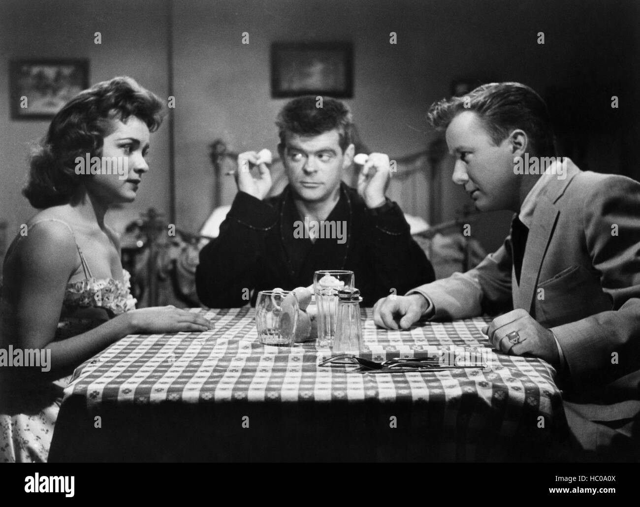 INVASION OF THE SAUCER MEN, Gloria Castillo, Lyn Osborn, Steve Terrell, 1957 Stock Photo - Alamy