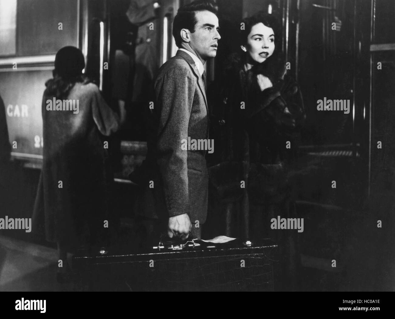 INDISCRETION OF AN AMERICAN WIFE, (aka STAZIONI TERMINI), from left ...