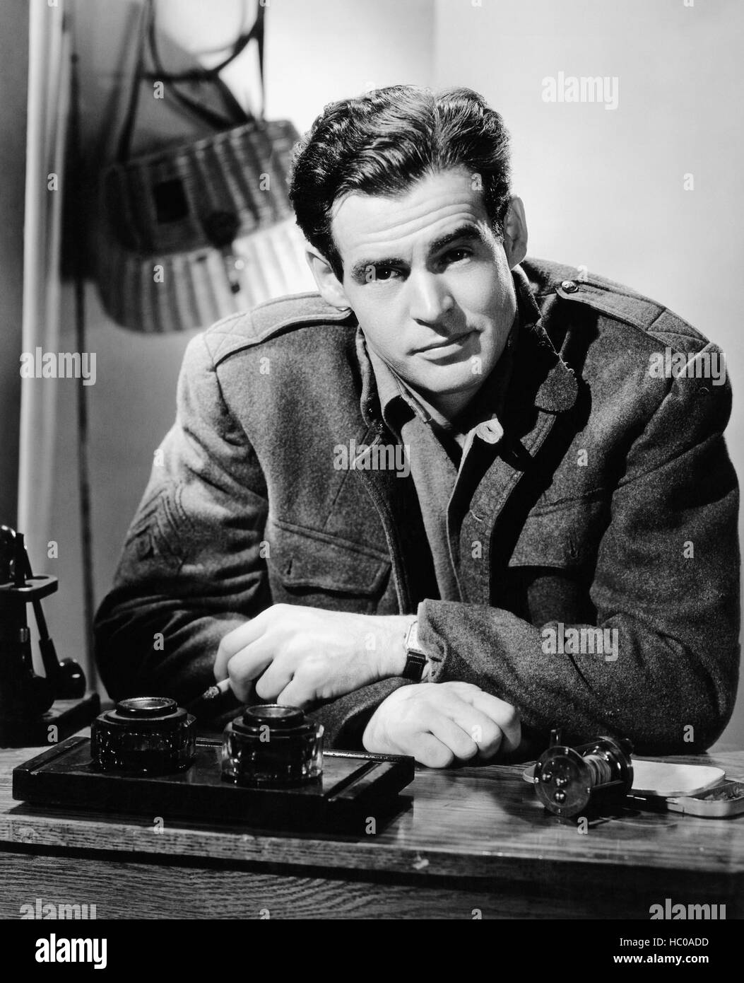 THE IRON MAJOR, Robert Ryan, 1943 Stock Photo - Alamy