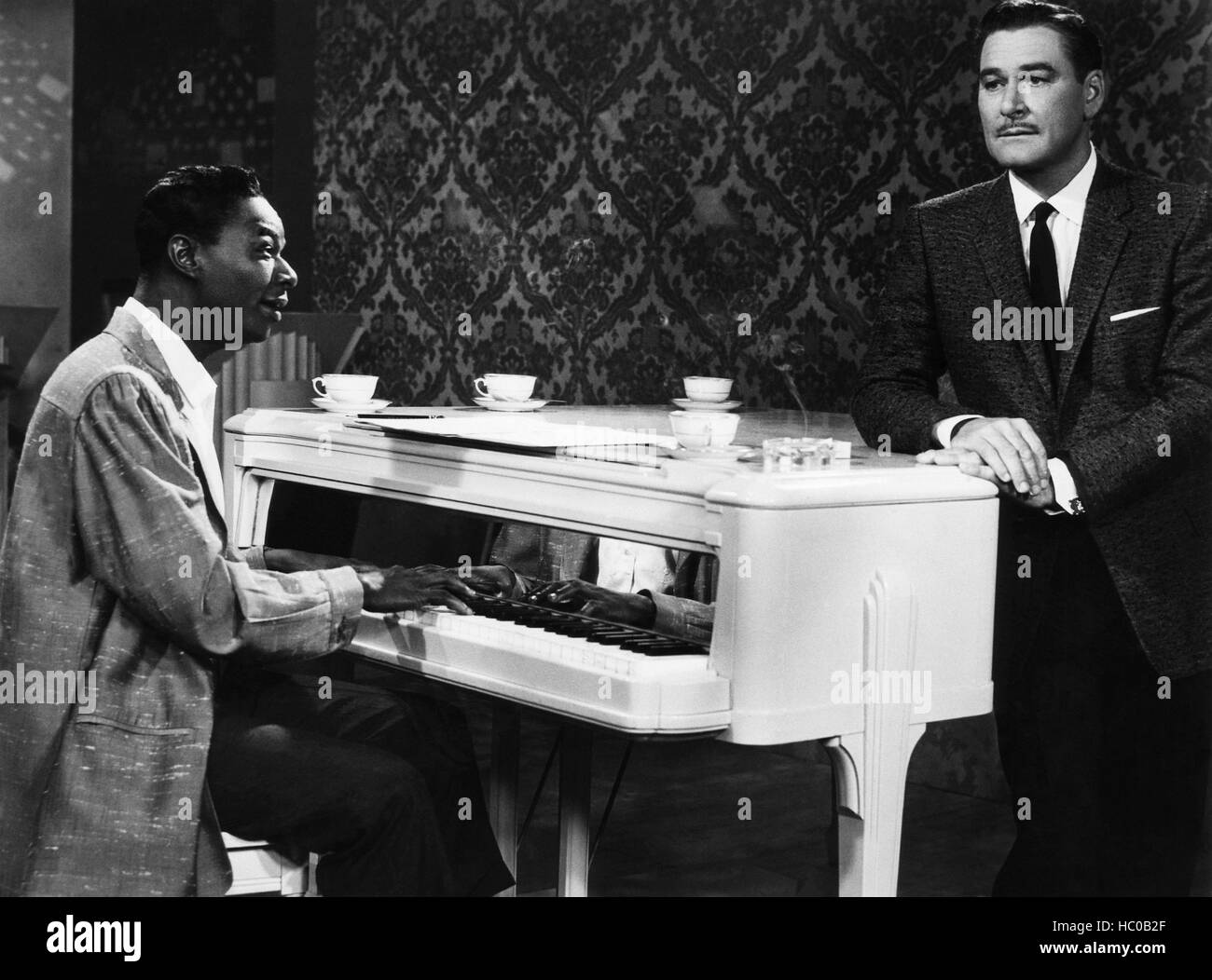 ISTANBUL, Nat 'King' Cole, Errol Flynn, 1957 Stock Photo - Alamy