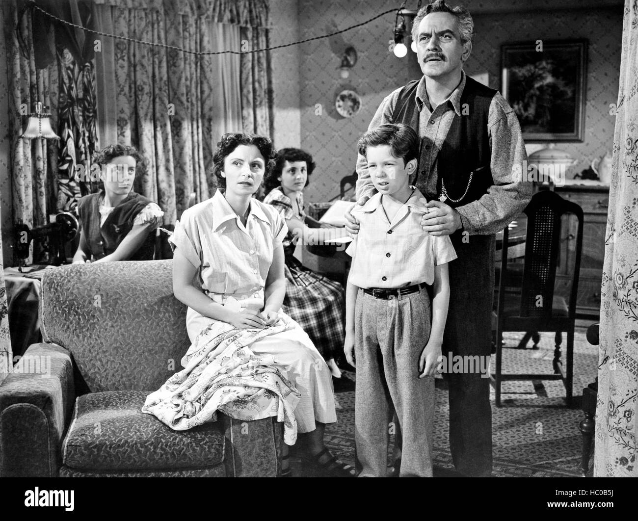 IT'S A BIG COUNTRY, front, from left: Angela Clarke, Bobby Hyatt ...