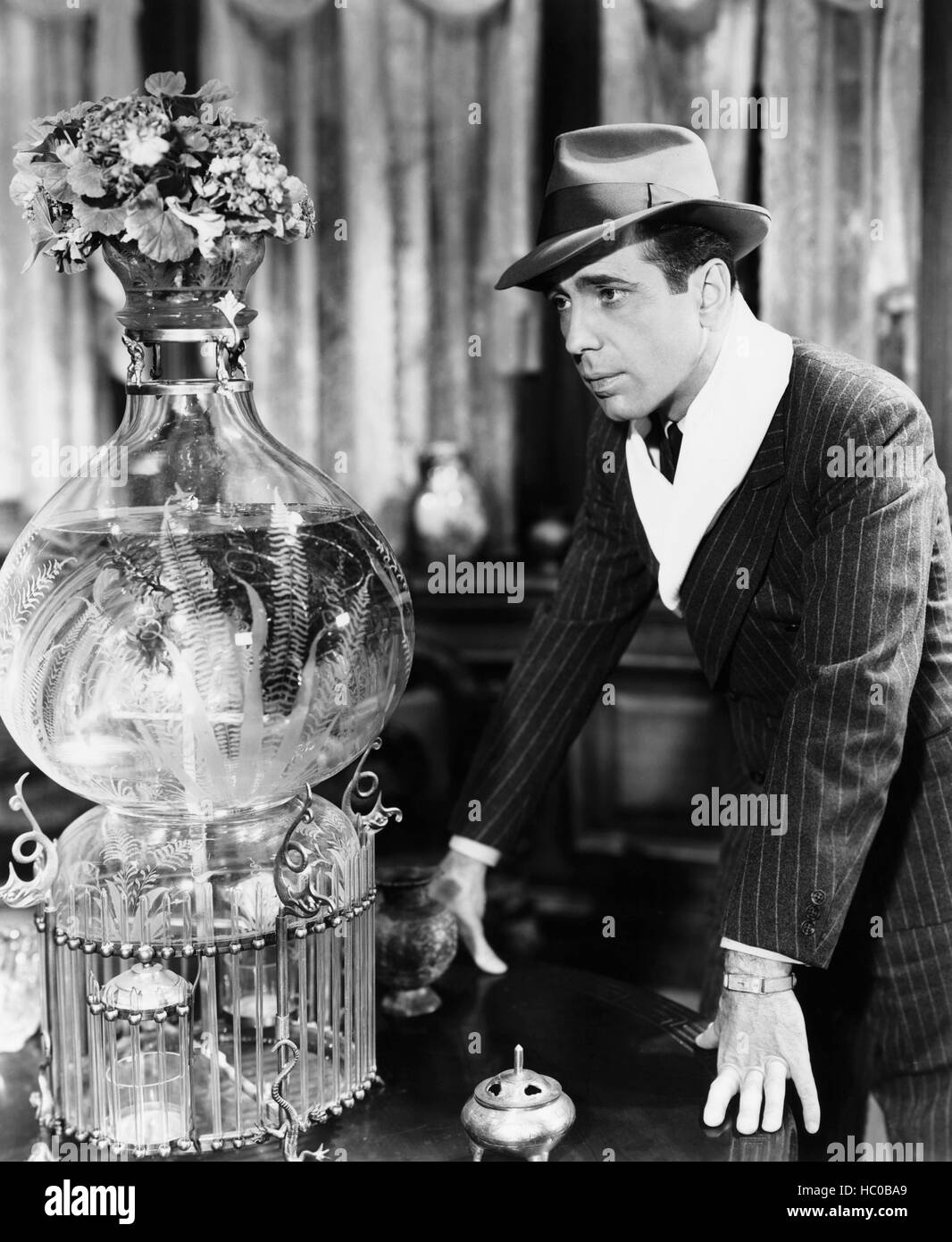 IT ALL CAME TRUE, Humphrey Bogart, 1940 Stock Photo - Alamy