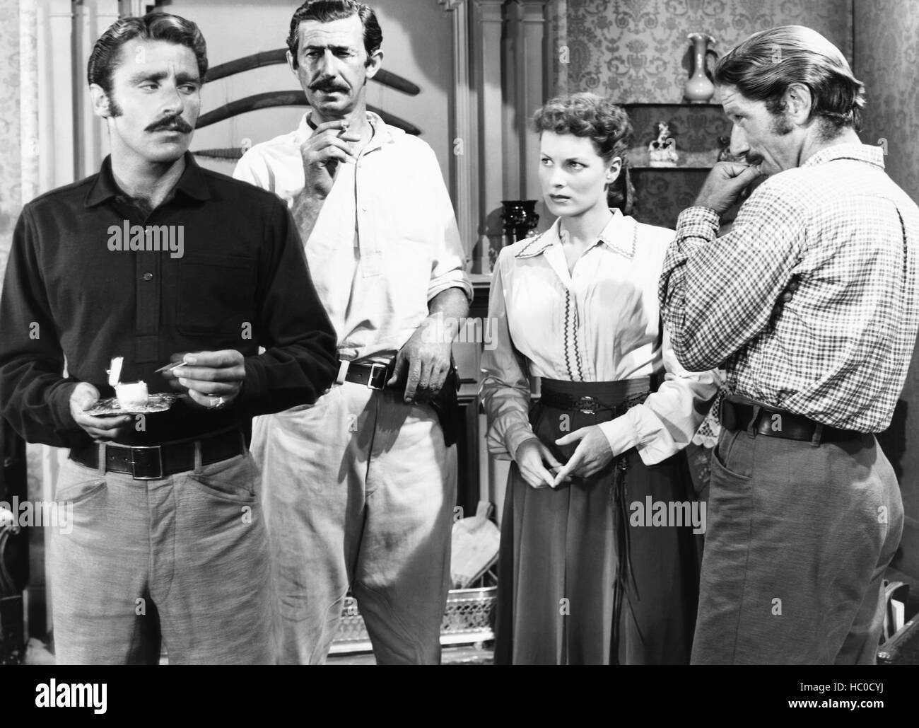 KANGAROO, from left: Peter Lawford, Chips Rafferty, Maureen O'Hara ...