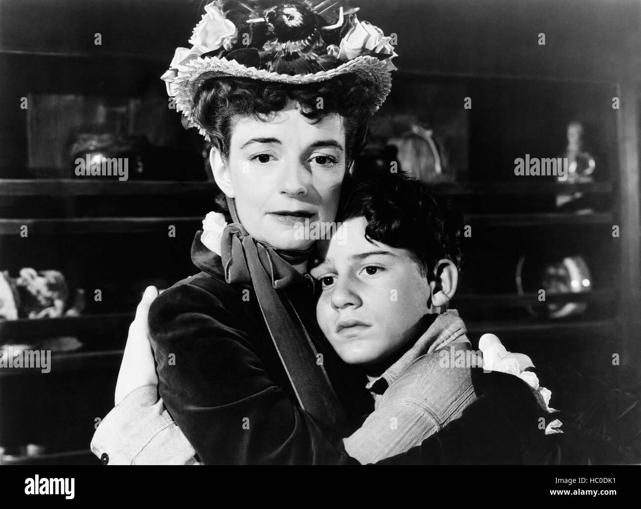 THE KEYS OF THE KINGDOM, from left: Edith Barrett, Roddy McDowall, 1944 ...