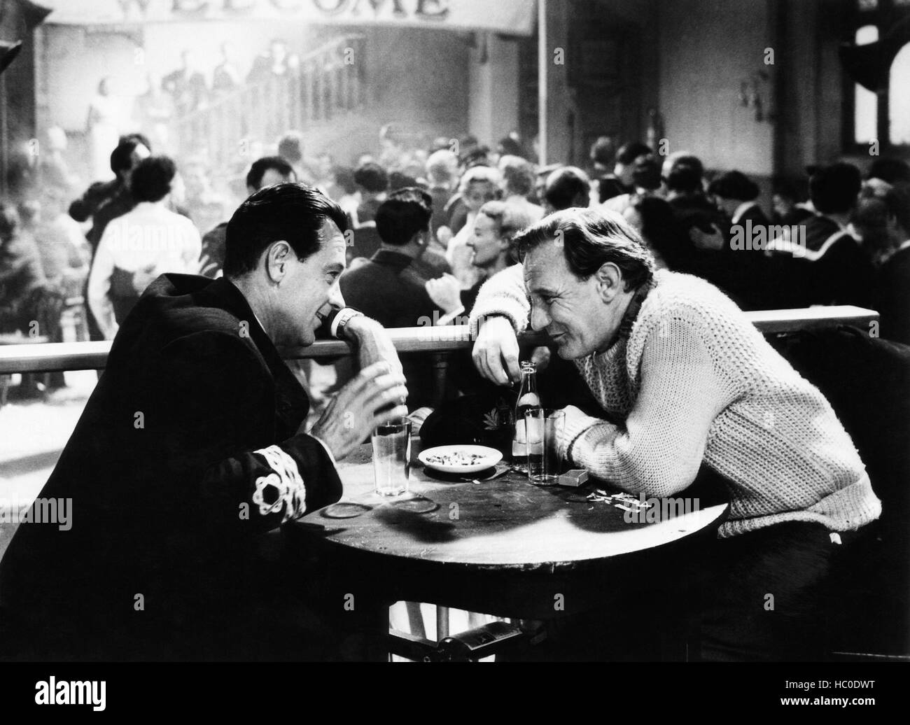 THE KEY, William Holden, Trevor Howard, 1958 Stock Photo - Alamy